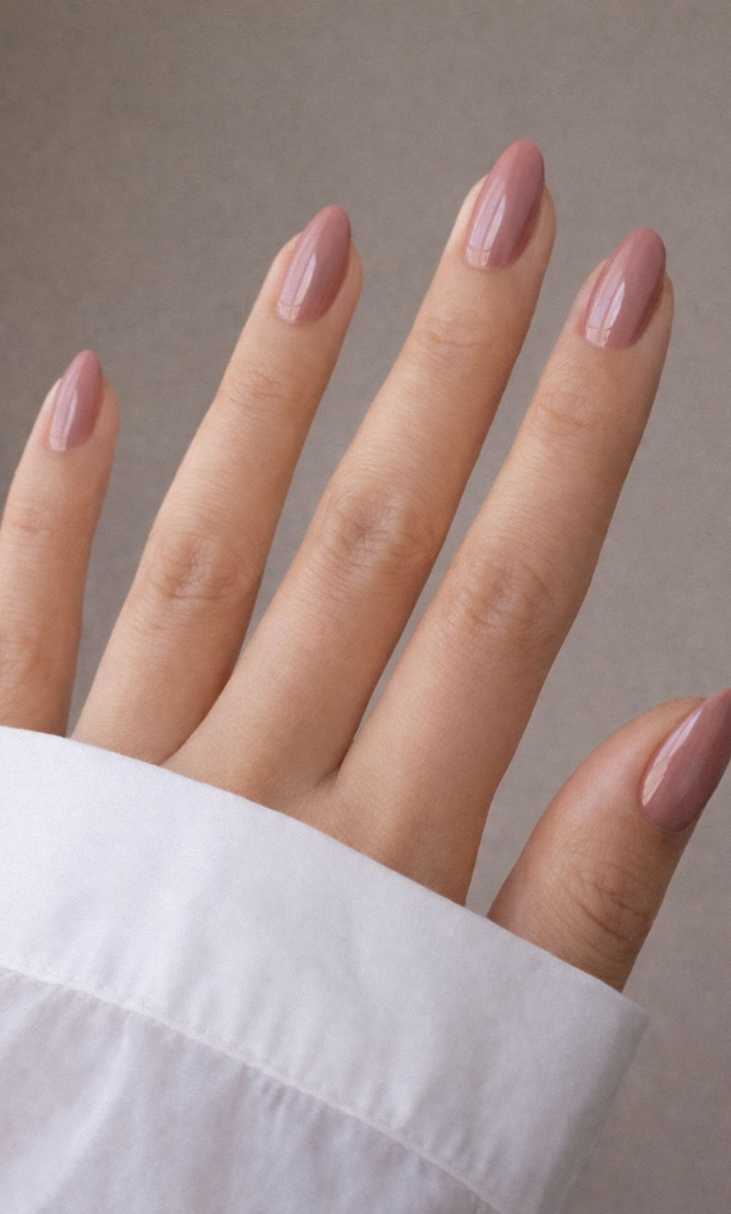 20 Short Nail Designs That Still Look Glam - My Financial Hill